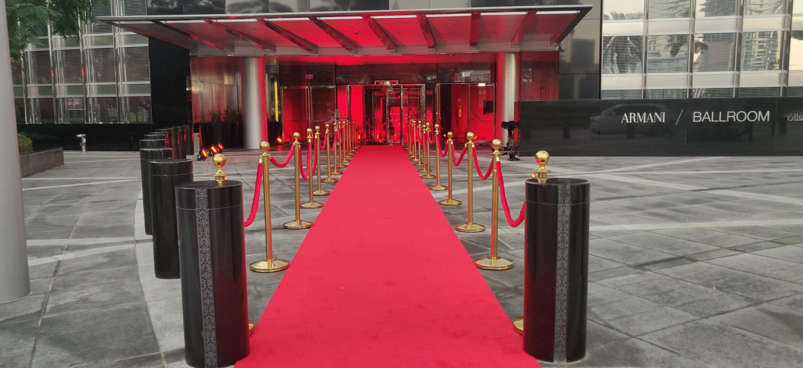 Crowd Control Ropes Red - Fern Event Rentals